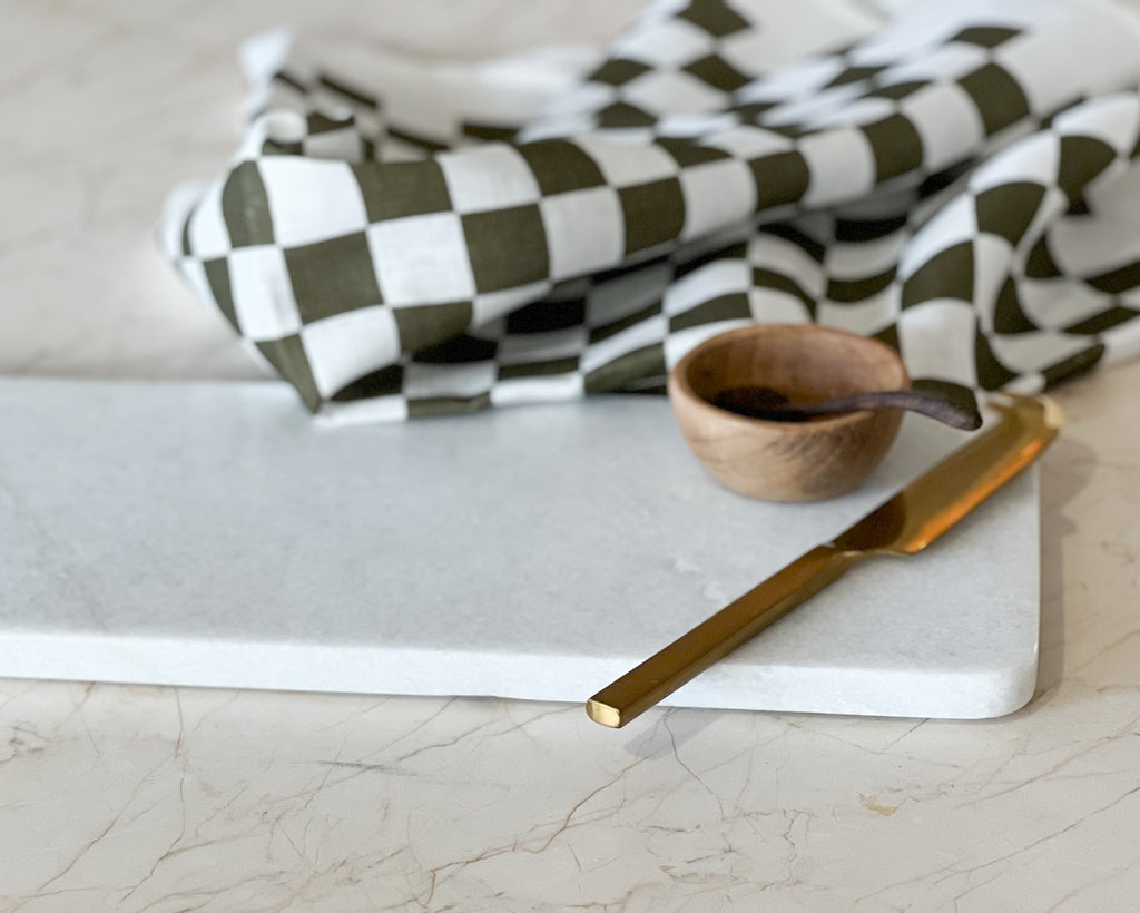 Marble Bread Board – ORNAMENT
