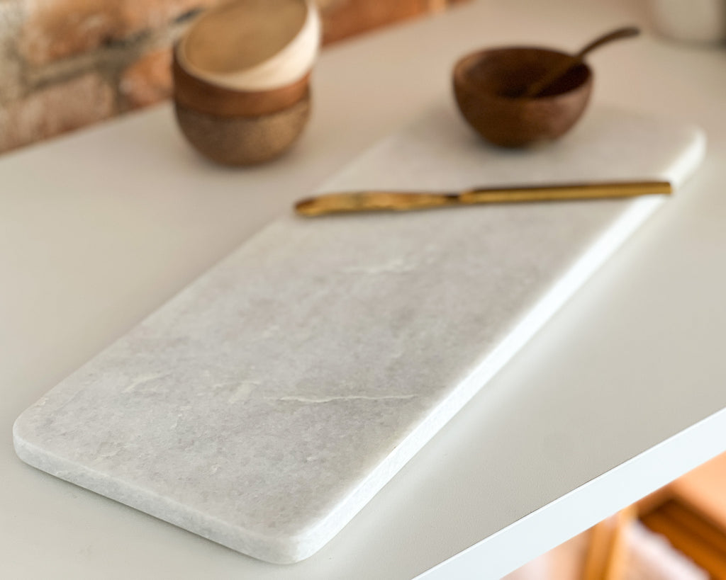 Marble Bread Board – ORNAMENT