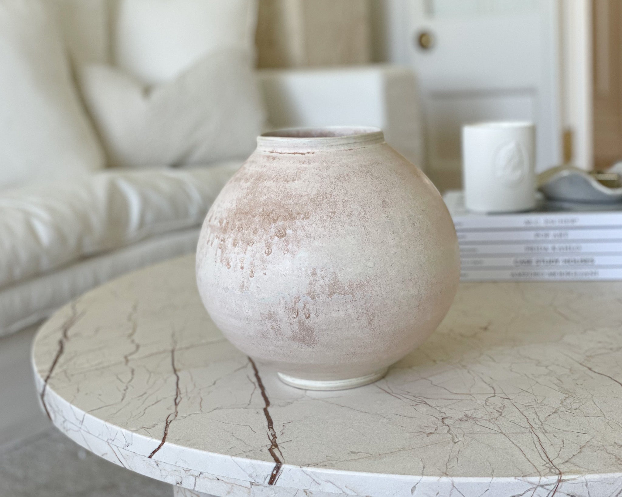 XO | Moon Vase | Phlox – ORNAMENT